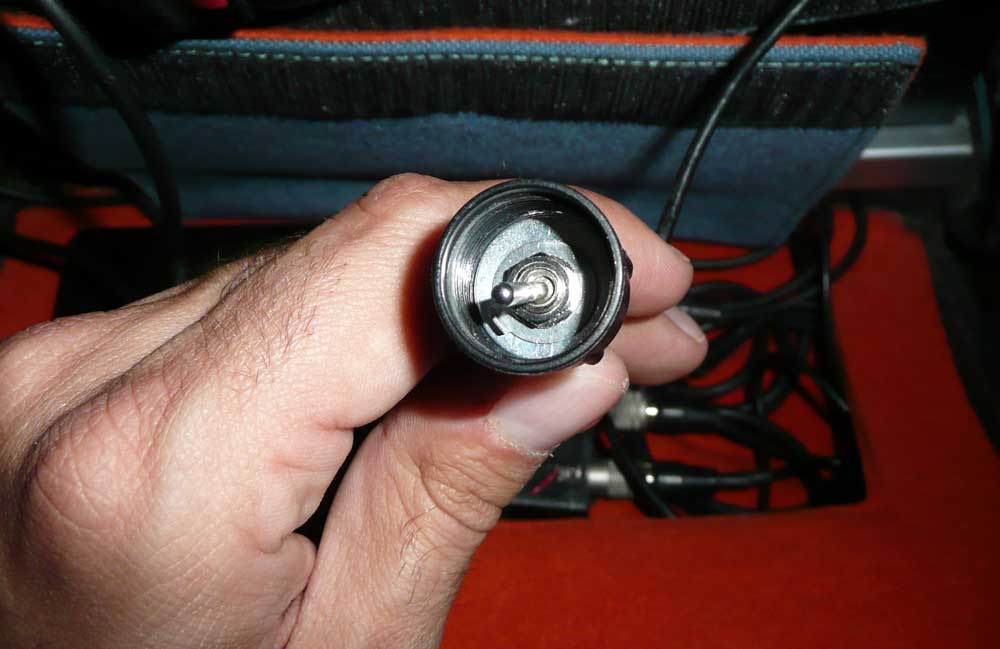 DIY DC power distro and master switch. - Equipment - JWSOUNDGROUP